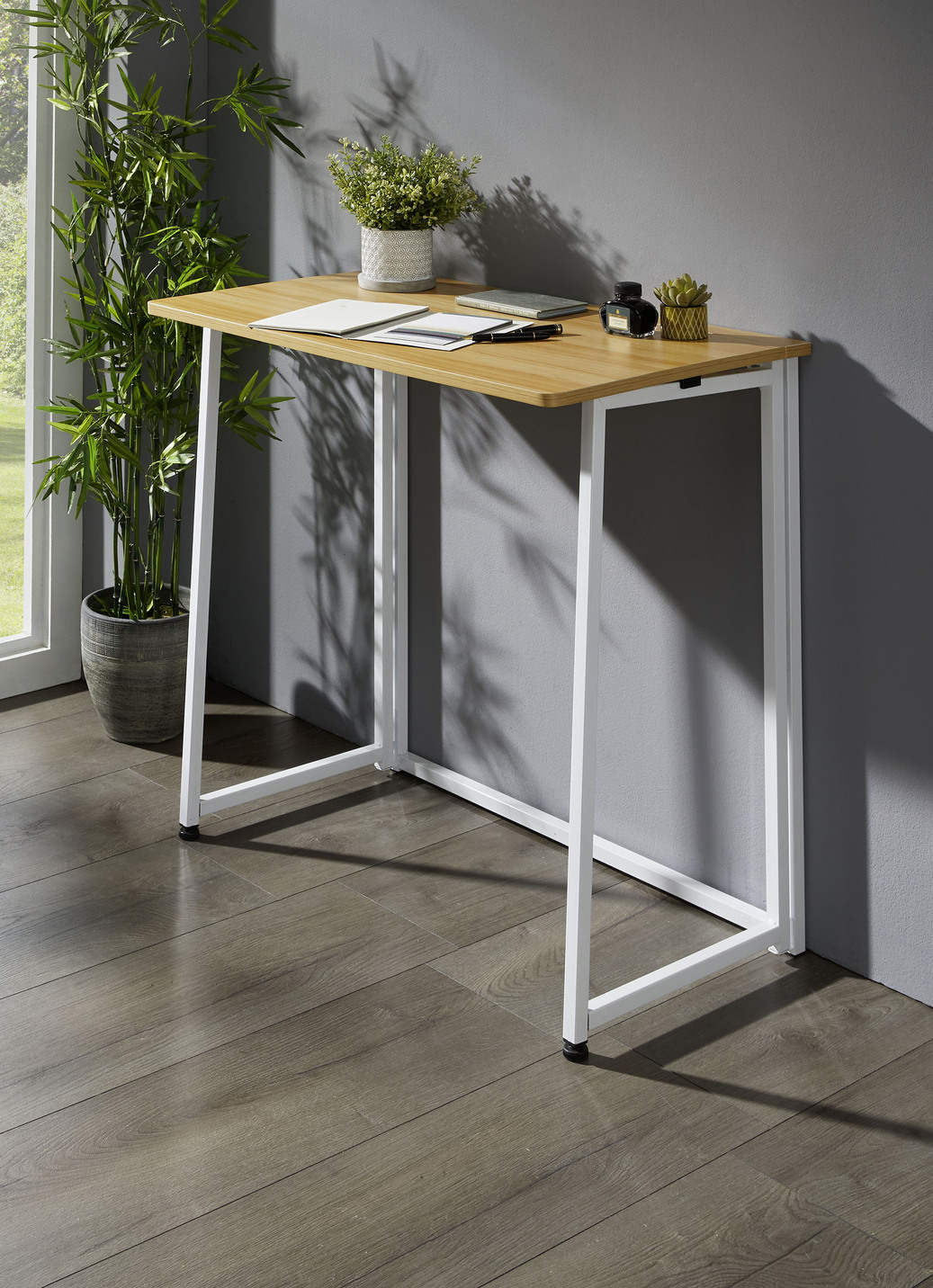 Bureau met metalen frame | BADER
